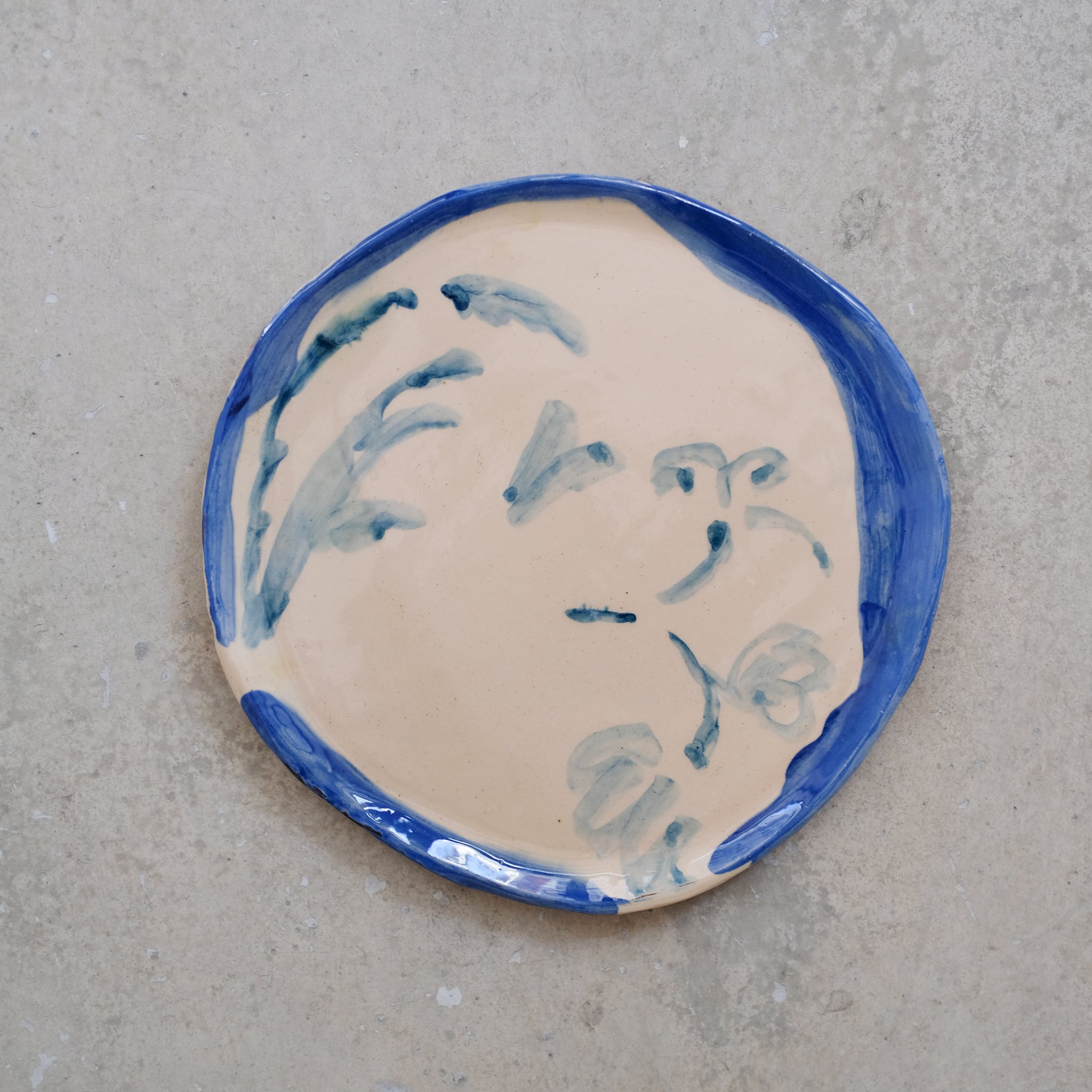 SP2441 plate in red earthenware D 27cm - Multicolor by Héloise Bariol ...