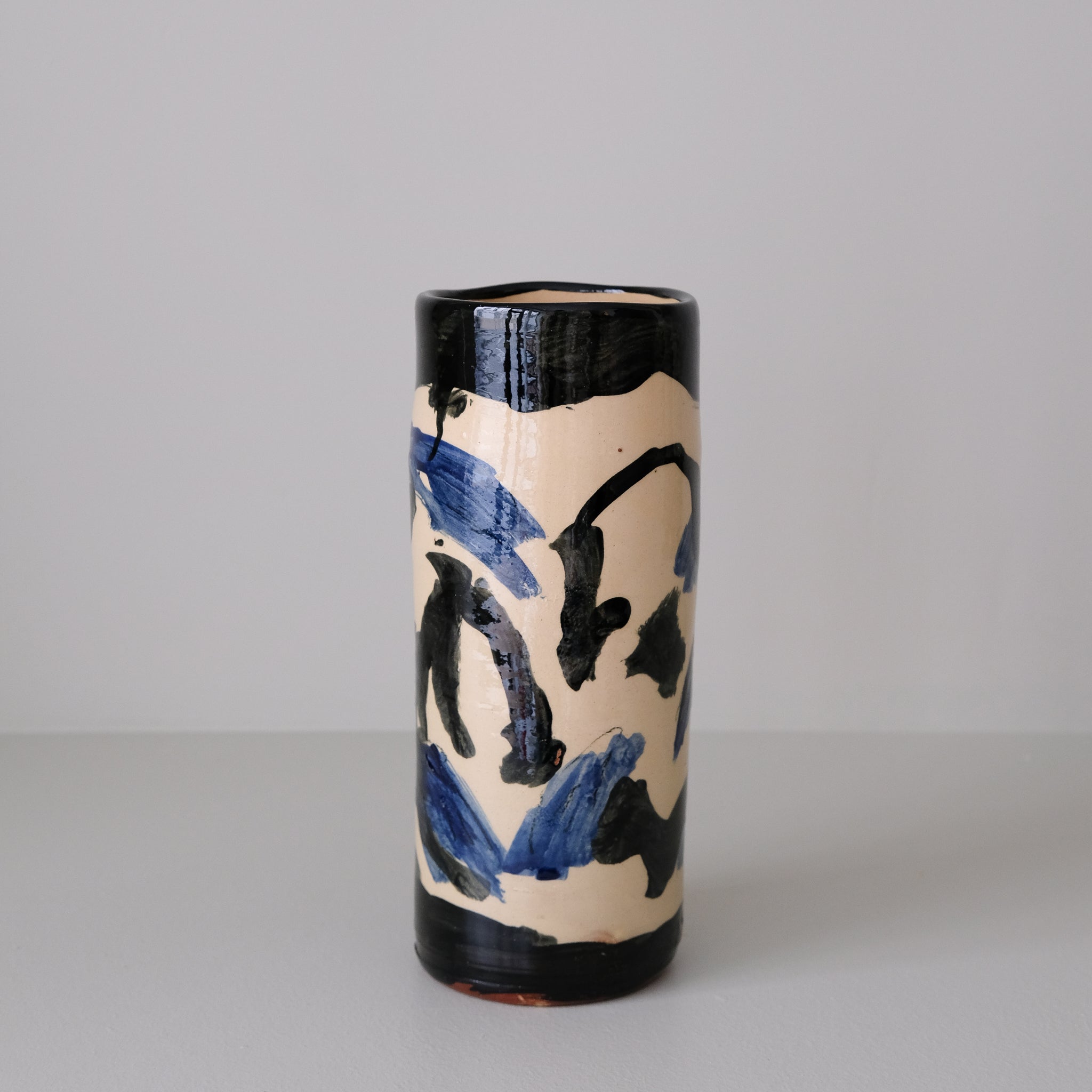 Vase 14 en faïence rouge H 23cm - Multicolore d'Héloise Bariol – Brutal ...