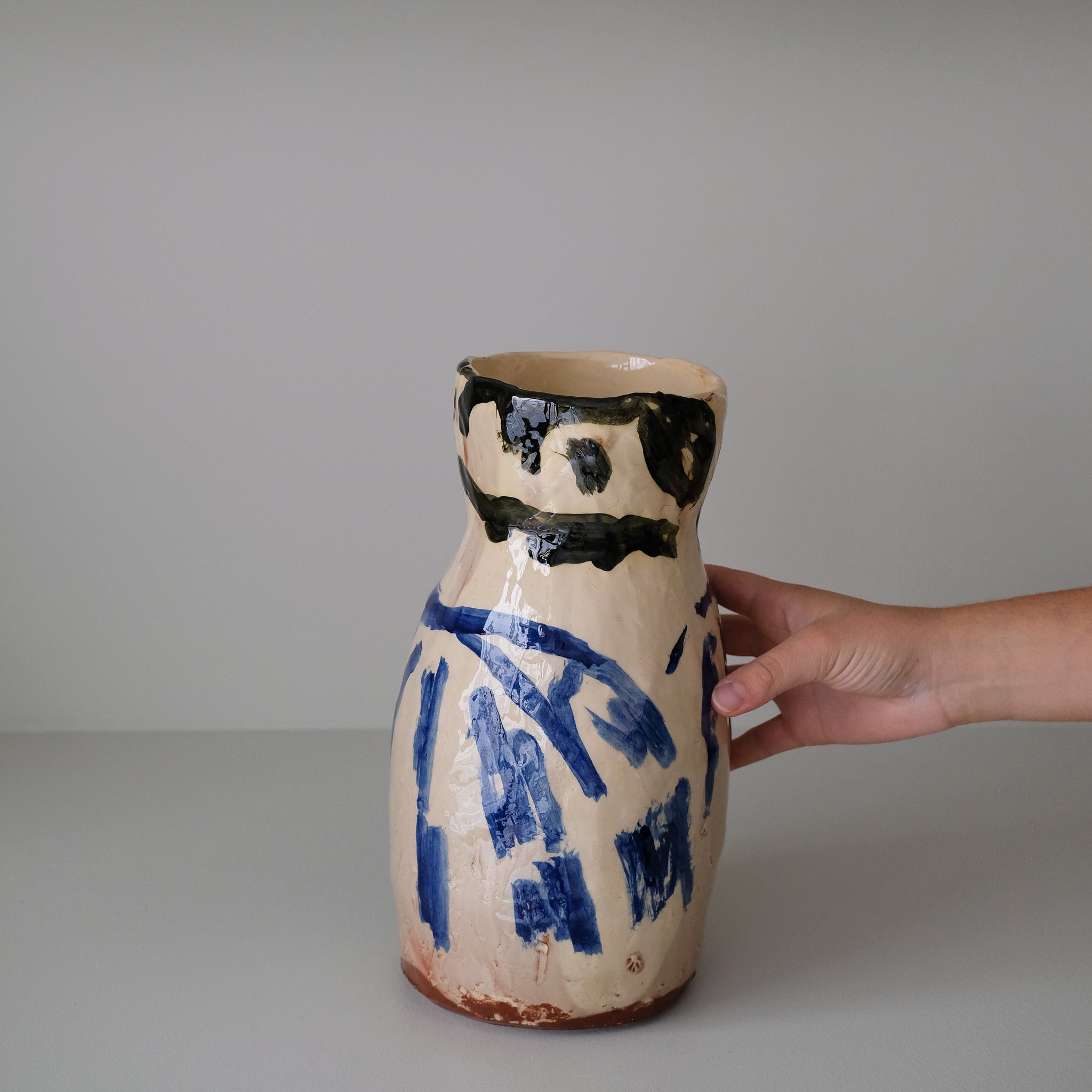 Red earthenware vase H 32cm by Héloise Bariol at Brutal Ceramics