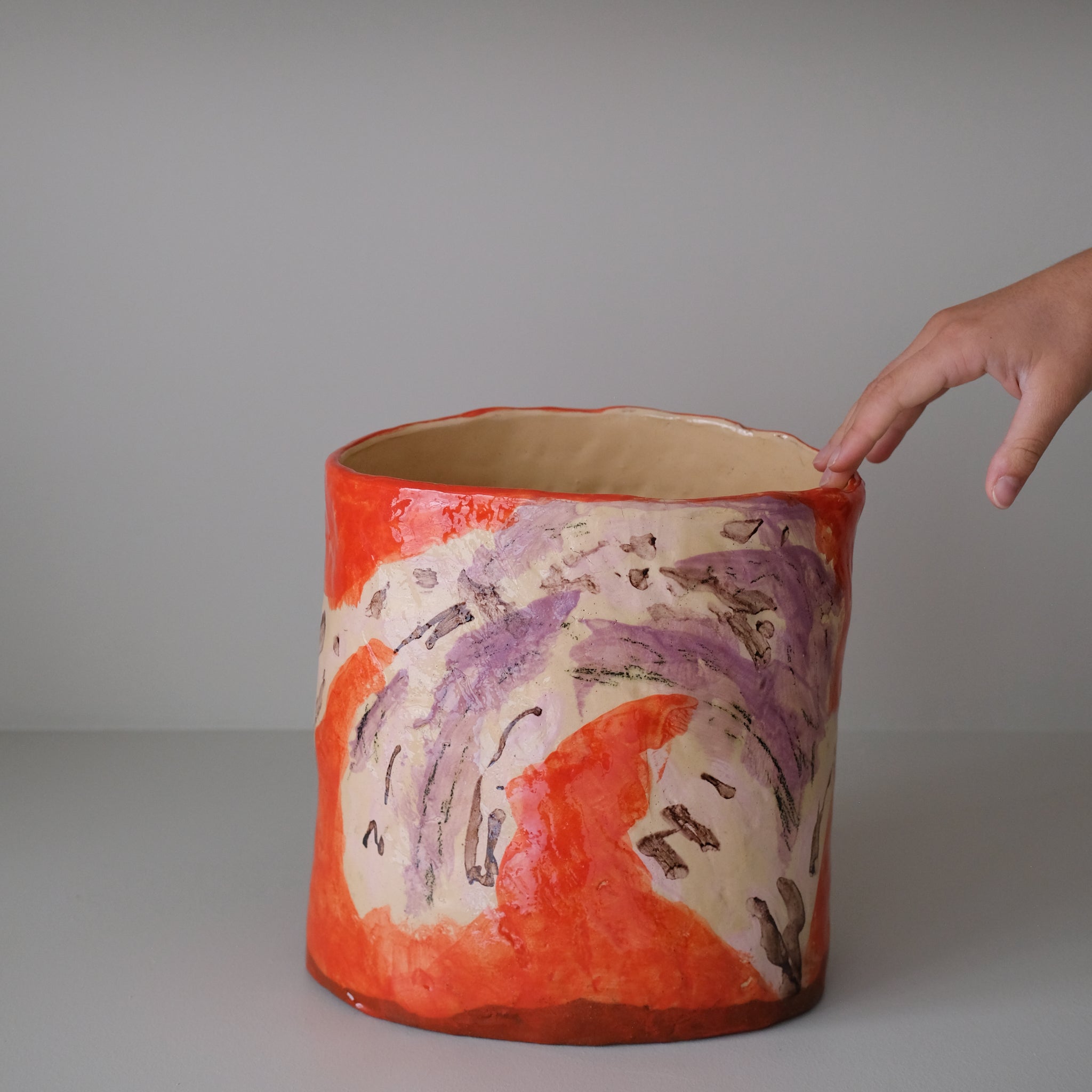 Red earthenware vase H 26.5cm by Héloise Bariol at Brutal Ceramics